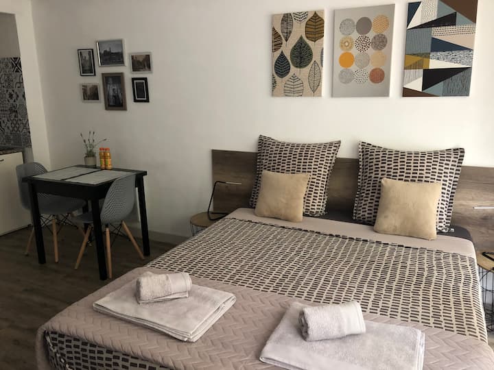 Spacieux & Cosy Avec Balcon, Clim Aix Hyper Centre - Aix-en-Provence