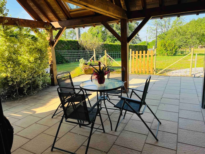 Studio Au Calme Piscine Partagée - Marcillac-la-Croisille