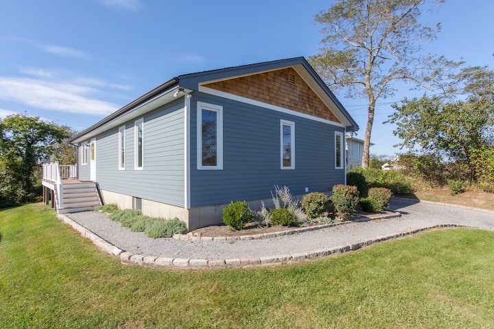 Ditch Plains Gem - Short Walk To The Beach - Montauk, NY