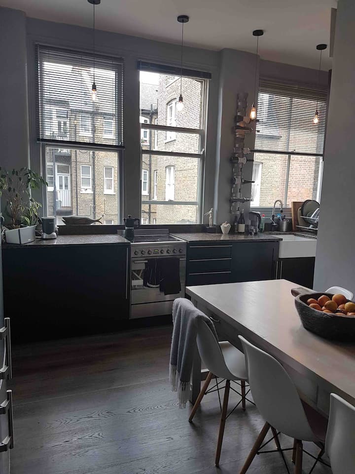 Stylish, Light Central London Flat - Central London