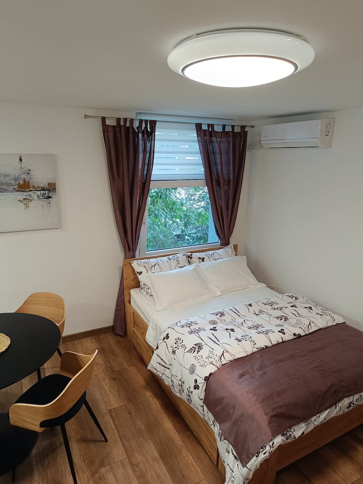Studio Apartman Krležina - Varasd