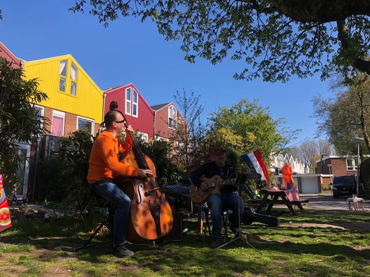 Large Family House With Free Parking! - Amsterdam