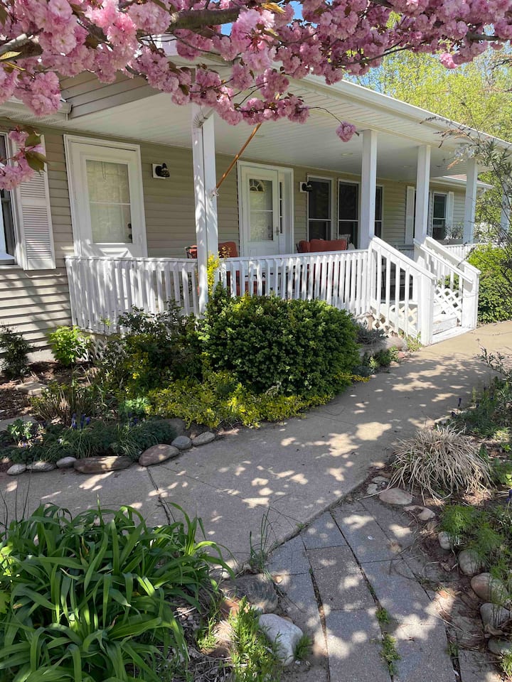 Motel Style 2 Bdrm, Near Holland, Lk Mi, Saugatuck - Michigan