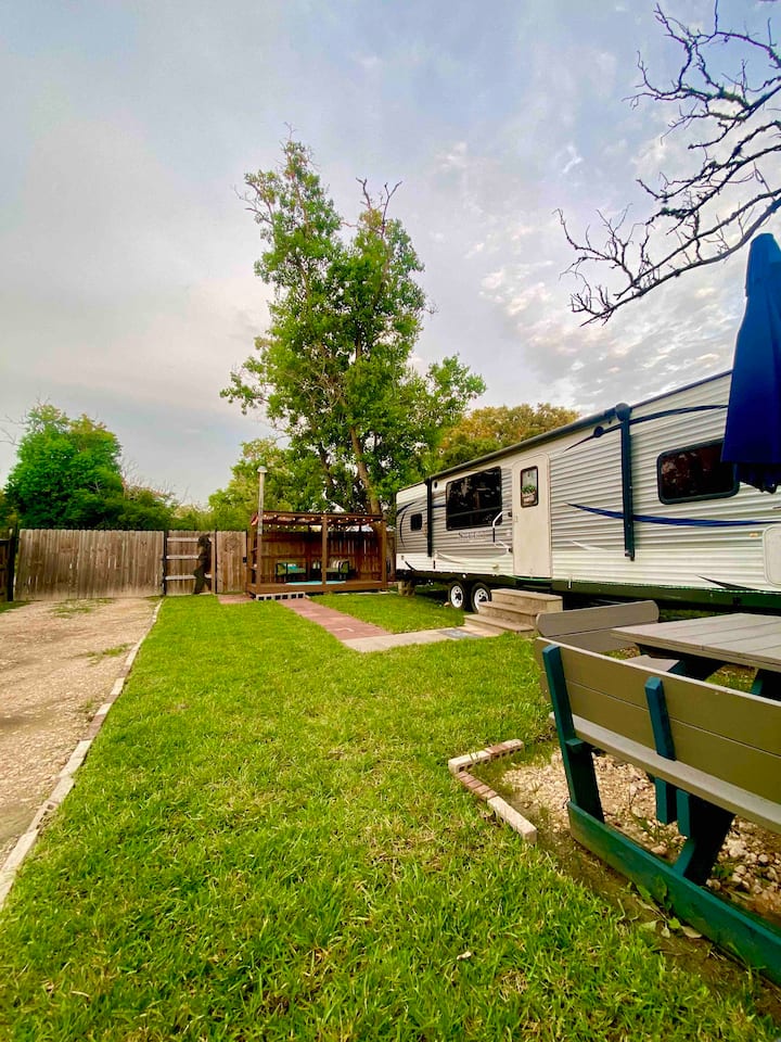 Country Side Escape - Richmond, TX