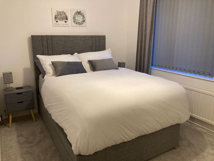 Great For Long Stays With A Very Comfy Bed. - Portsmouth