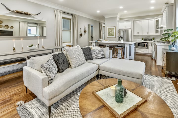 Luxe Home With Back Patio | Near Frenchmen - New Orleans, LA