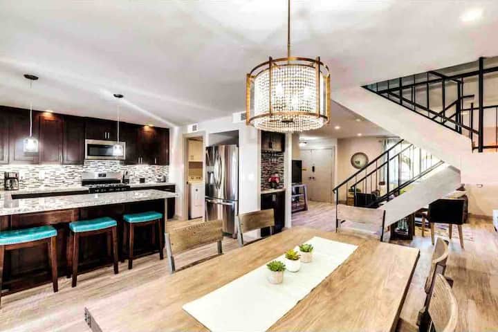 Gorgeous 3 Bedroom 2.5 Bath Scottsdale Townhome - Scottsdale, AZ