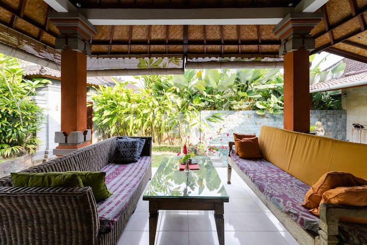 Cozy And Charm Villa 2 Br With Private Pool - Ubud