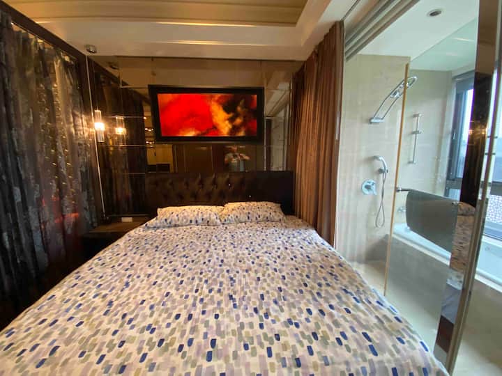 Near Taipei 101 And Mrt Cozy Apt@微風南山@誠品@世貿中心 - Taipei