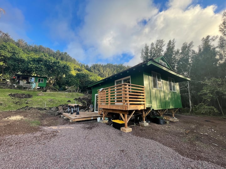 Greenhouse At Waihuena Farm - Haleiwa, HI