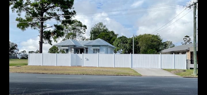 "Folly" Boho On Torquay - Hervey Bay
