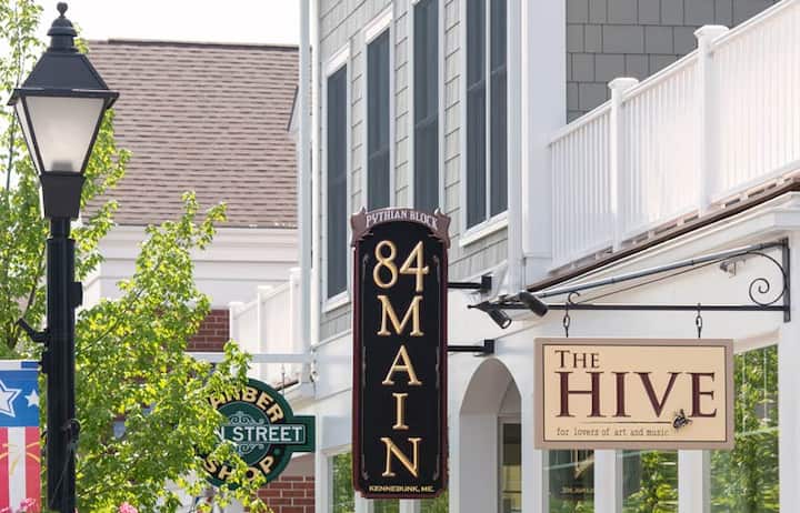 84 Main 2 Bedroom - Kennebunk, ME