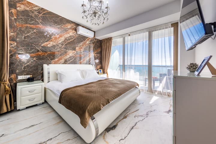 Morskoy Luxury Apart - Sochi