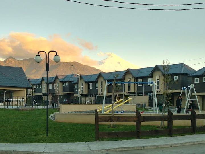 Pucon 2 Casas Para 12 Personas Piscina Condominio - Pucón