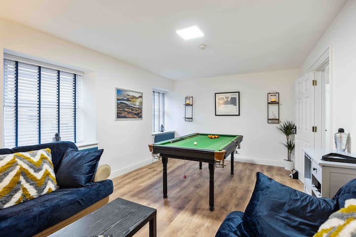 Ballycastle Bolthole - Ballycastle