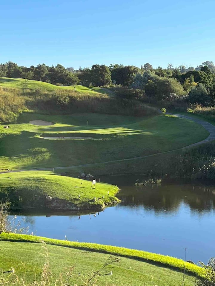 Jackal Golf Estate|wifi Ups|self Catering|honeydew - Muldersdrift