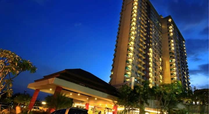 Kamar Deluxe Di Solo Paragon Hotel - 