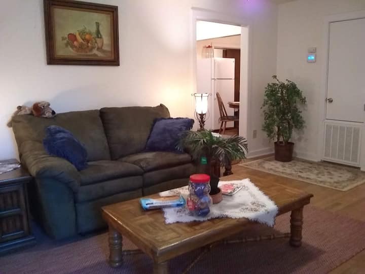 *Cowboys Rm W/tempurpedic Queen Bed, Access 24/7 - Norman, OK