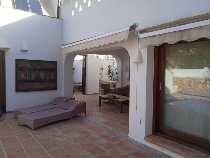 Villa Portet.
Agradable Villa Con Piscina. - Moraira