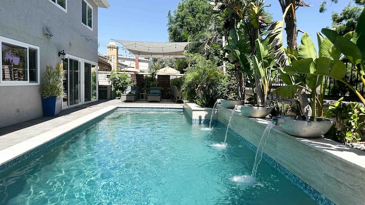 6br Luxury Waterfall Pool Sauna Spa Retreat - Rancho Santa Margarita, CA