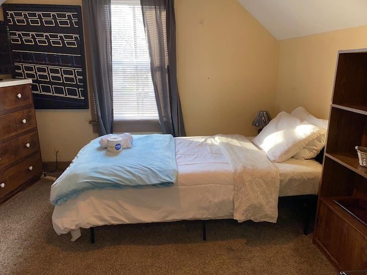 Ht F Close To Hospitals - Akron, OH
