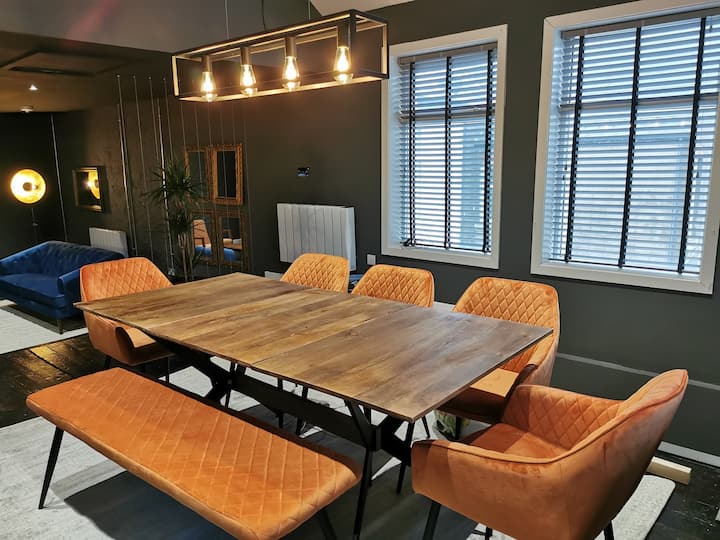 Stunning Central Bpl Loft Style Home Sleeps 10 - Lytham St Annes