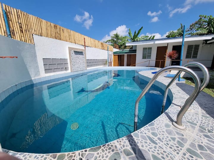 Casa Victoria Private Pool Los Banos - Calamba