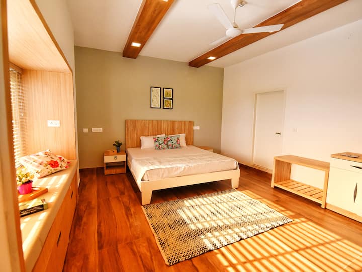 Classic Valley-view Room | Meraki - Solan