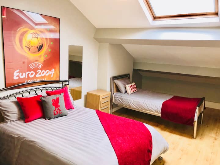 Room 8, The Anfield Guest House, 100yds From Lfc!! - Liverpool