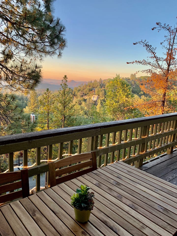 Panoramic Winter Views At Deer Crest W/ Game Room - Lake Arrowhead, CA