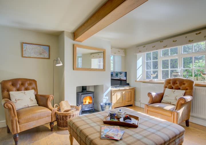 Pear Tree Cottage - Blakeney