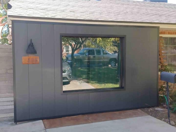 Modern Studio W/ Private Patio - Phoenix, AZ