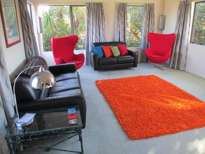 Tranquil & Tasteful - Motueka