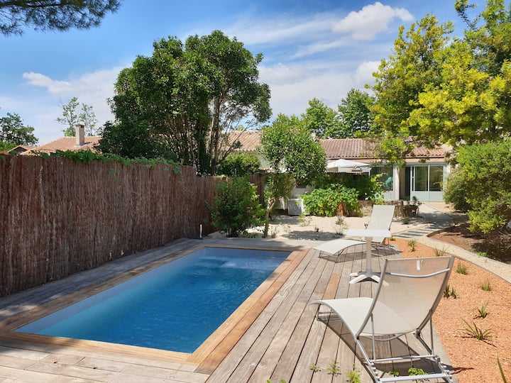 Agréable Maison De Village Avec Jardin Et Piscine - Saint-Martin-de-Crau
