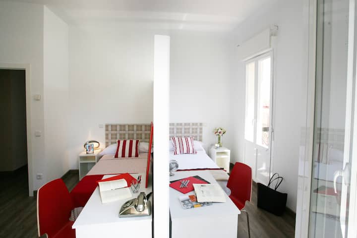 Habitación Individual Muy Limpia Y Luminosa 3 - Madrid