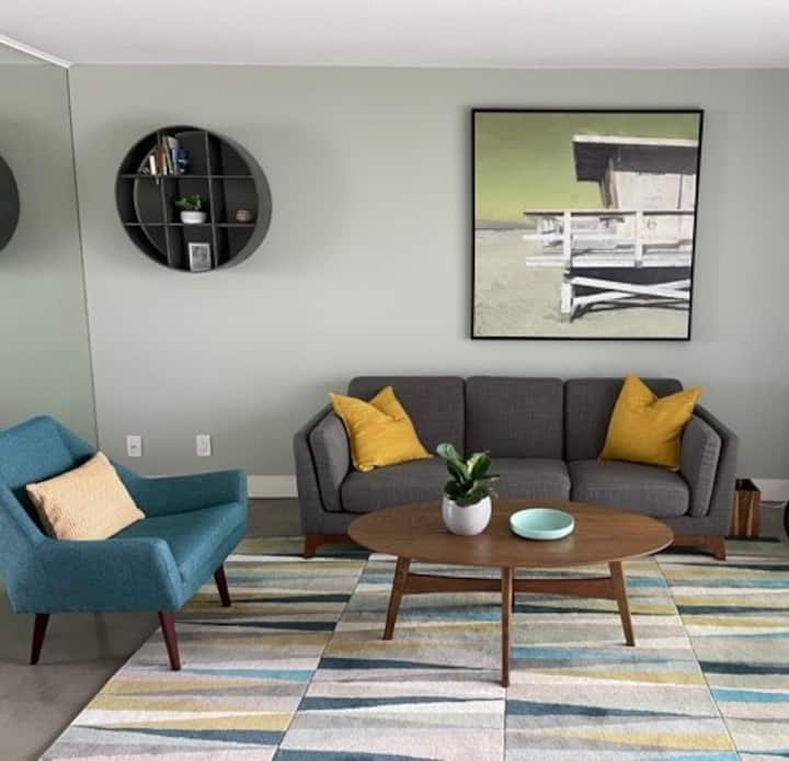 Chic Condo In Redondo - Redondo Beach, CA