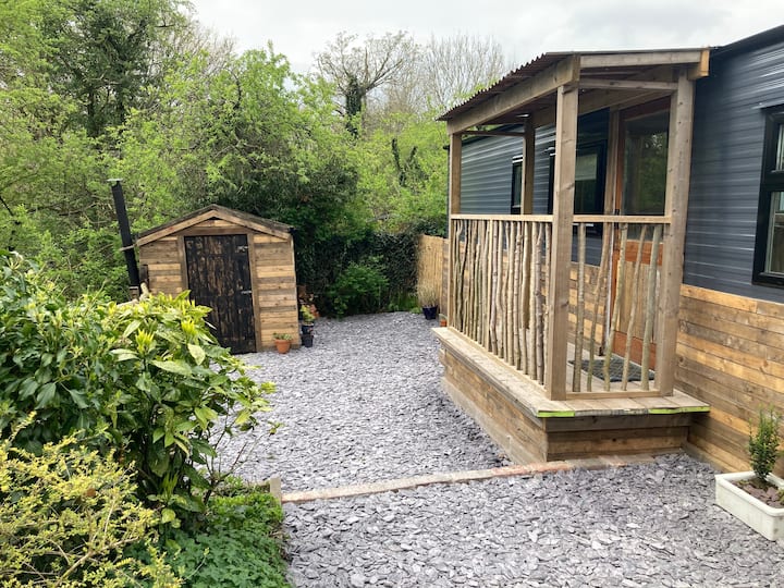 Shioya, With Woodland Views - Derbyshire