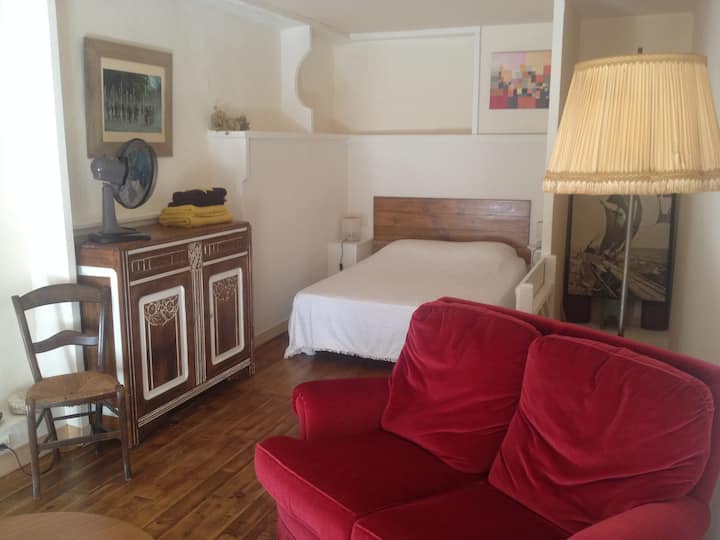 Coeur De Sartene Place Porta  Beau Petit F2 Duplex - Sartène