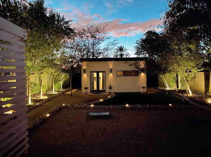 Central Phx Casita • Dog Co-hosts - Aeropuerto de Phoenix-Sky Harbor (PHX)