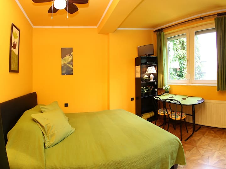 Budahome Apartments / La Casetta Studio - Budapest