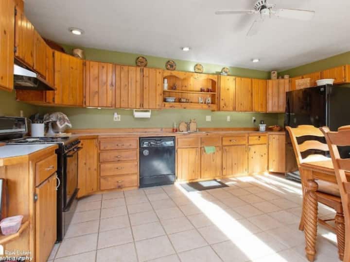 Moose Manor Suite Two - Wasilla, AK