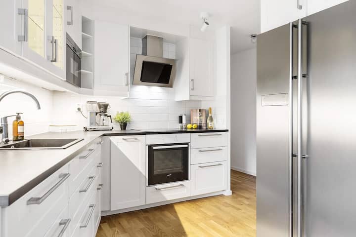 En Nyrenoverad Central 2:a På ÖSter - Örebro