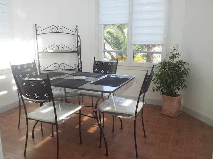 2/3 Pièces Cosy, Ensoleillé, Calme, Cannes à 10 Mn - Le Cannet