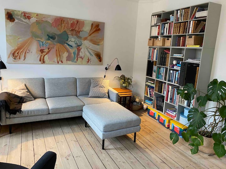 Skøn Lejlighed Med Altan - Rolig Og Tæt På Alt - Copenhague