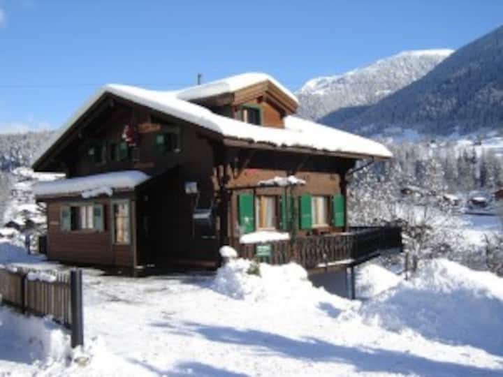 5 Bedroom Superb Chalet - Suiza