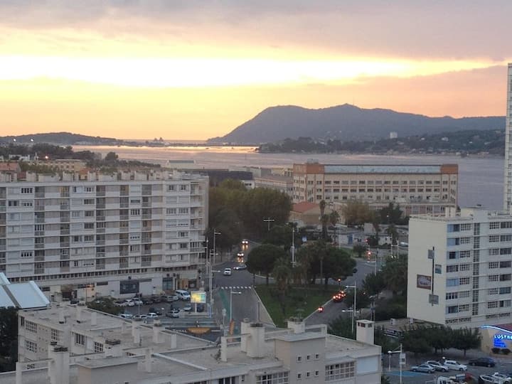 Nid D'aigle Pour Plusieurs - La Garde