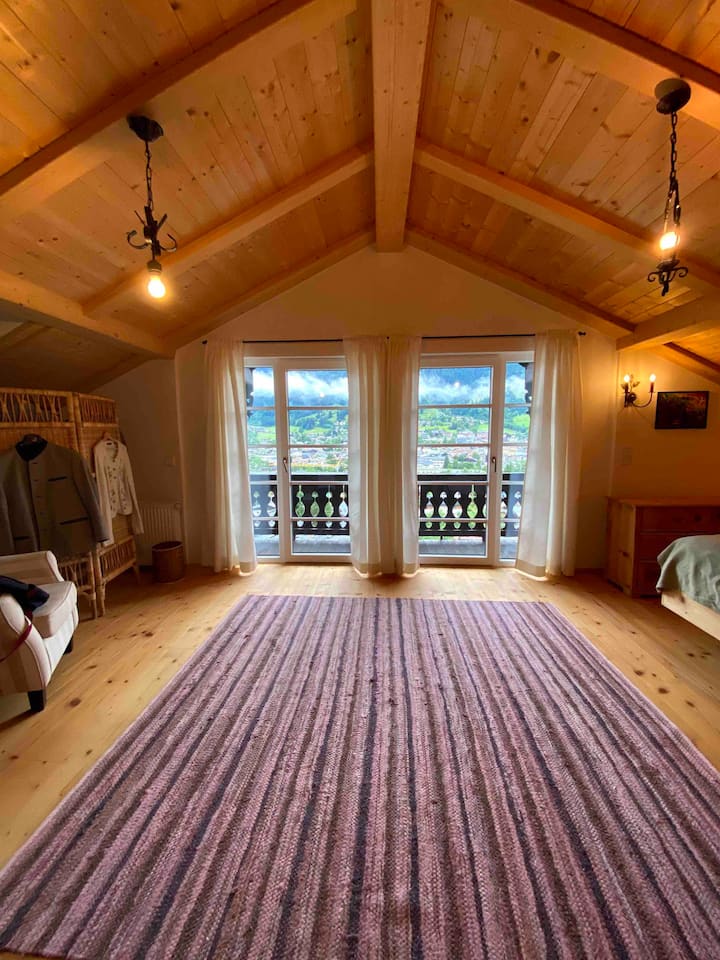 House With Direct View To Hahnenkamm And Streif - Kitzbuhel