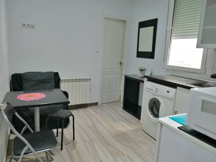 Madrid 4u-chueca. Quiet.weekend Plan.  Best Price. - Madrid
