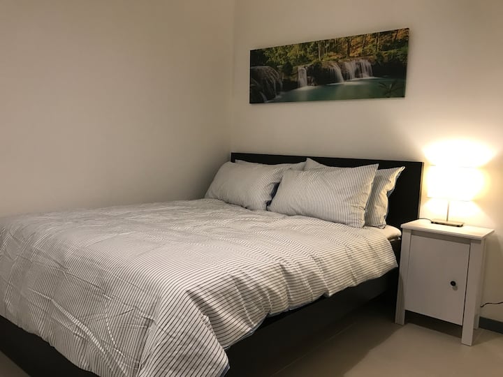 Room 9 - Homely Room With Private Bathroom - Melbourne