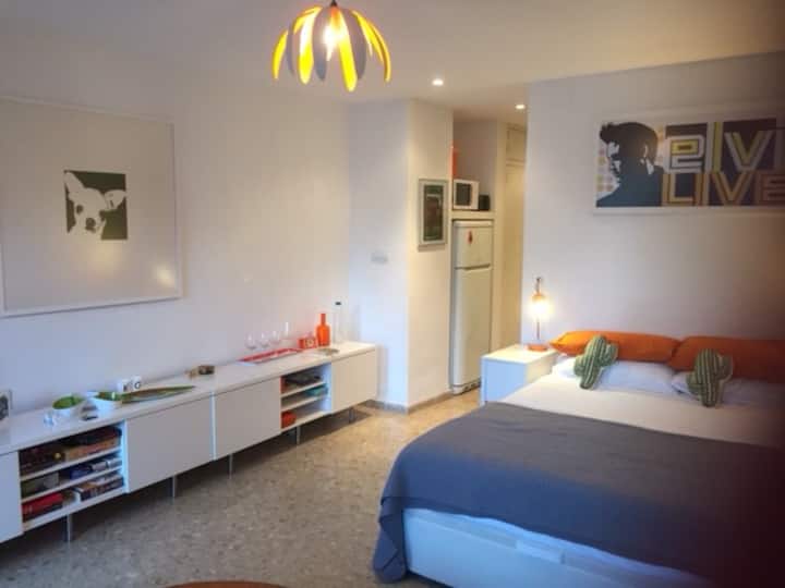 Stylish Central Self-catering Apartment Wi-fi /Ac - Torremolinos